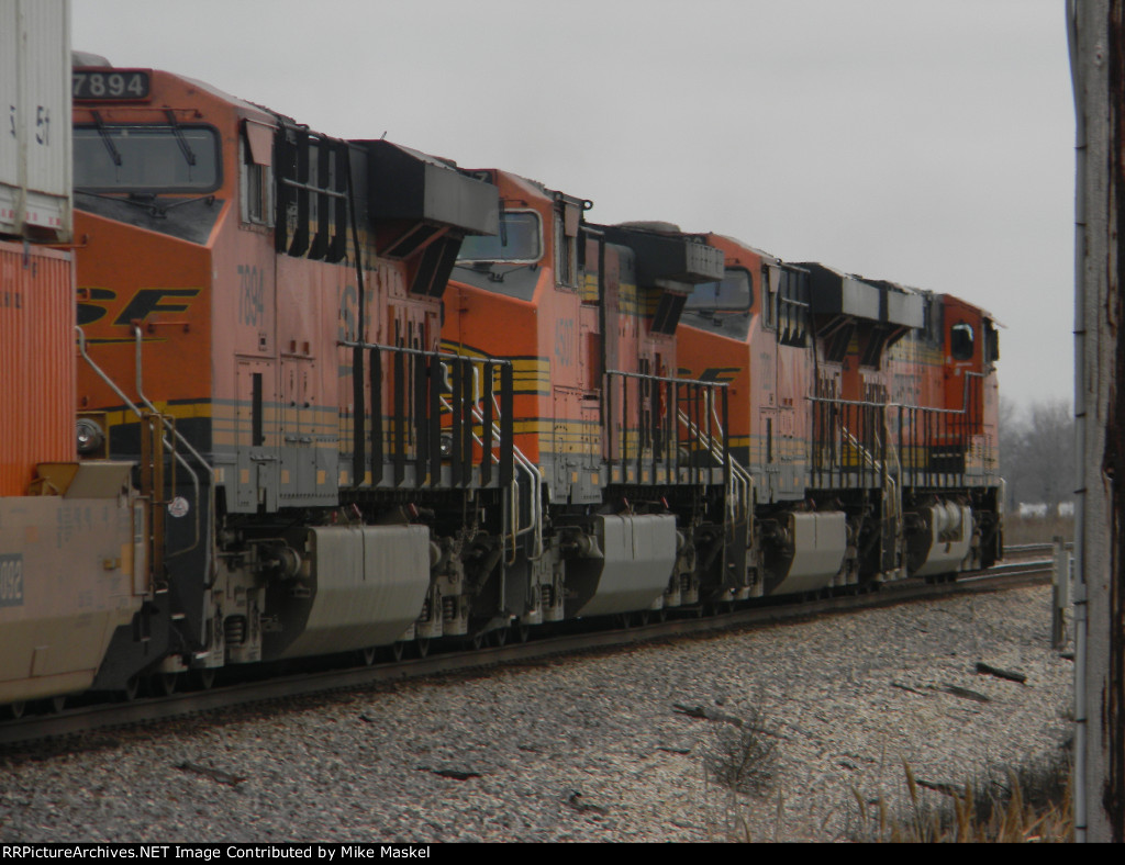 BNSF 7894